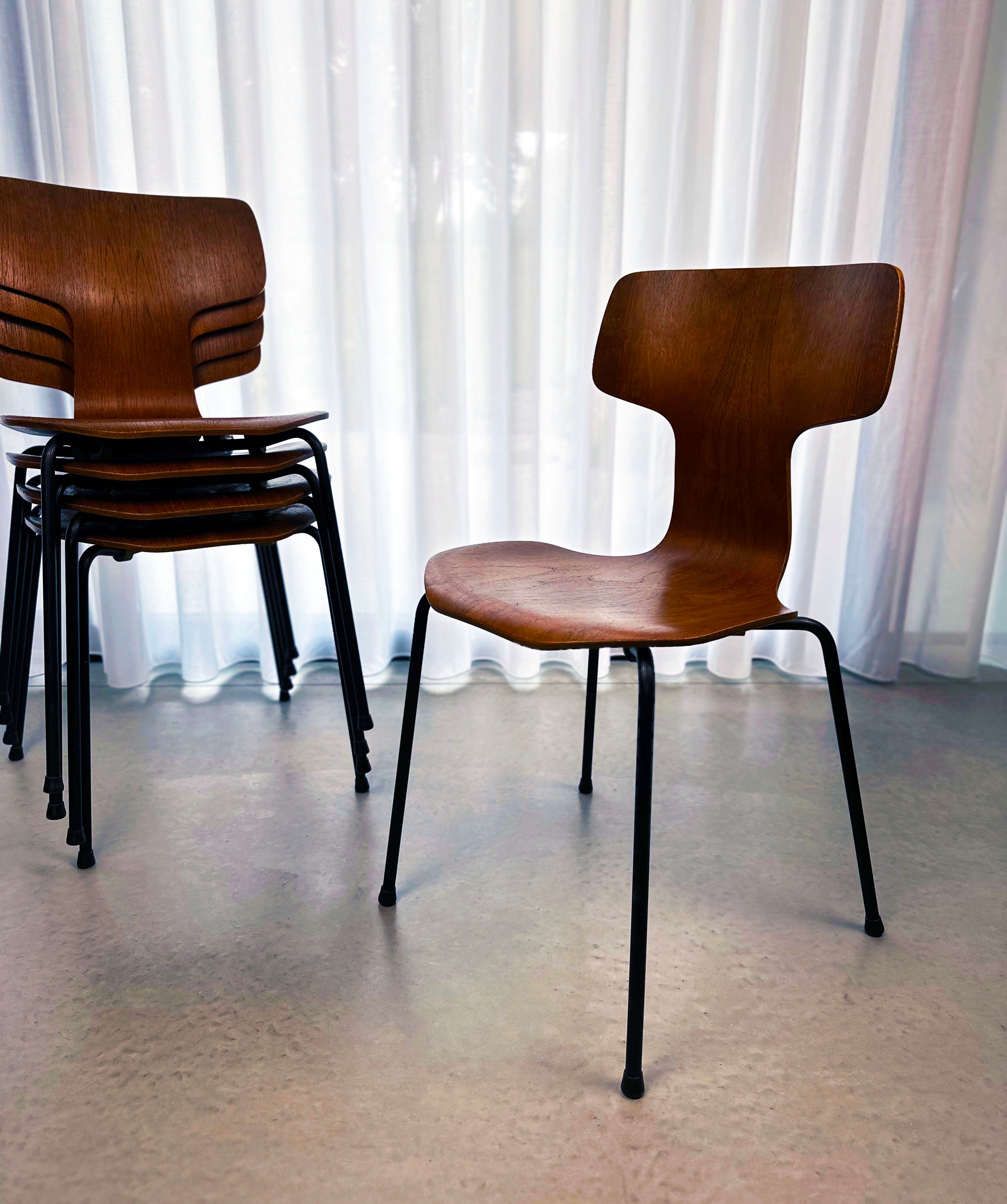 Set of 5 Model 3103 chairs ('Hammer chair') by Arne Jacobsen for Fritz ...